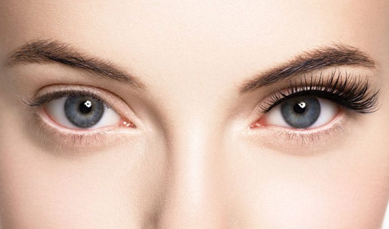 The Pros and Cons of Getting Eyelash Extensions - Of W Now